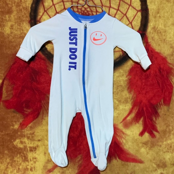 Nike | Pajamas | Nikebaby Boys White Just Do It Long Sleeve Fullzip ...